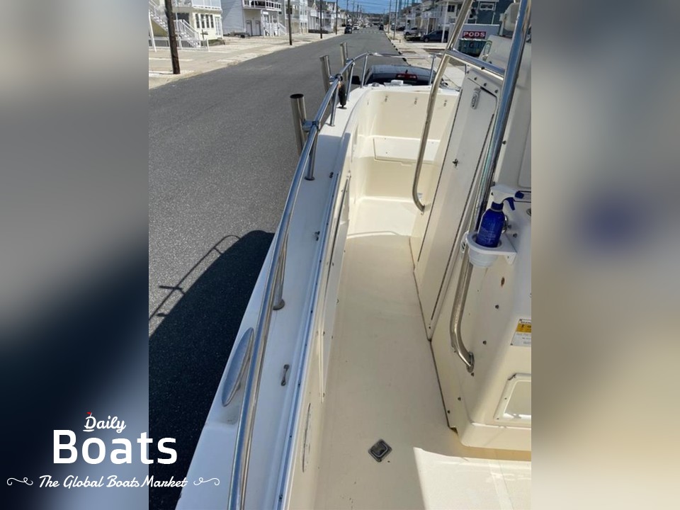 1999 World Cat 246 Sport Fish for sale. View price, photos and Buy 1999 ...