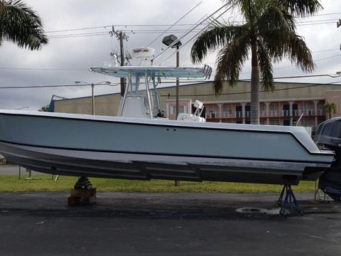 2010 Contender 33 Tournament for sale. View price, photos and Buy 2010 ...