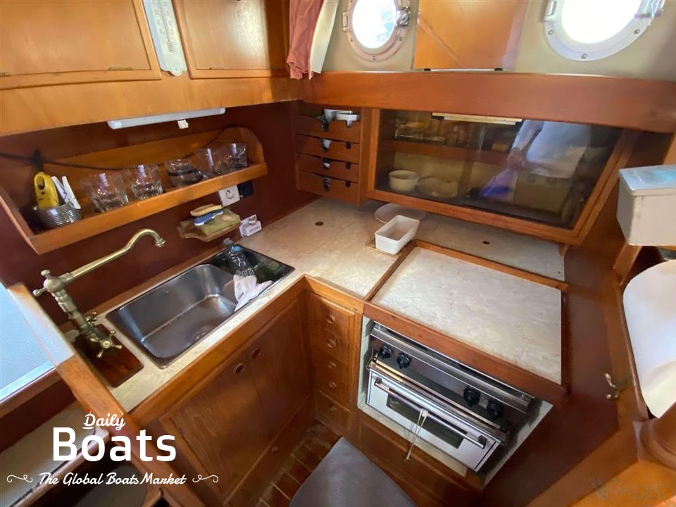 1993 Fisher 34 for sale. View price, photos and Buy 1993 Fisher 34 #461261