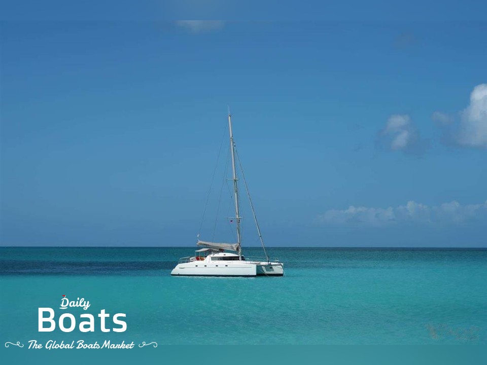 2004 Fountaine Pajot Belize 43 à vendre. Voir le prix, les photos et ...