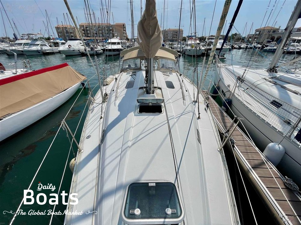 1998 Beneteau Boats Oceanis 351 for sale. View price, photos and Buy ...