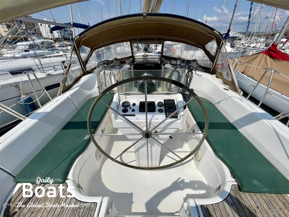 1998 Beneteau Boats Oceanis 351 for sale. View price, photos and Buy ...