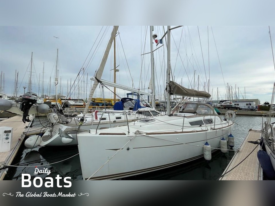 2010 Jeanneau Sun Odyssey 33 for sale. View price, photos and Buy 2010 ...