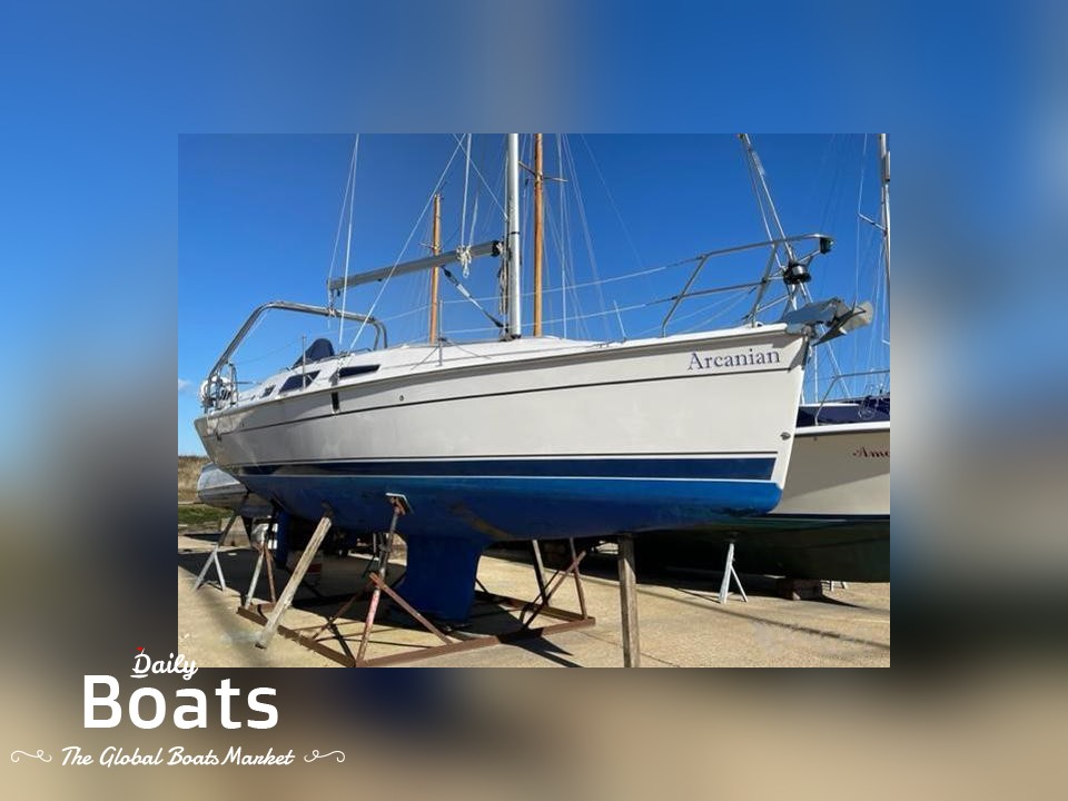 2004 Hunter Legend 33 for sale. View price, photos and Buy 2004 Hunter ...