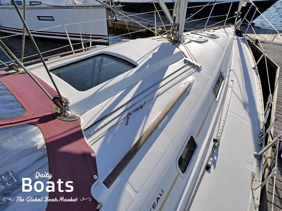 1999 Bénéteau Boats Oceanis 311 for sale. View price, photos and Buy ...