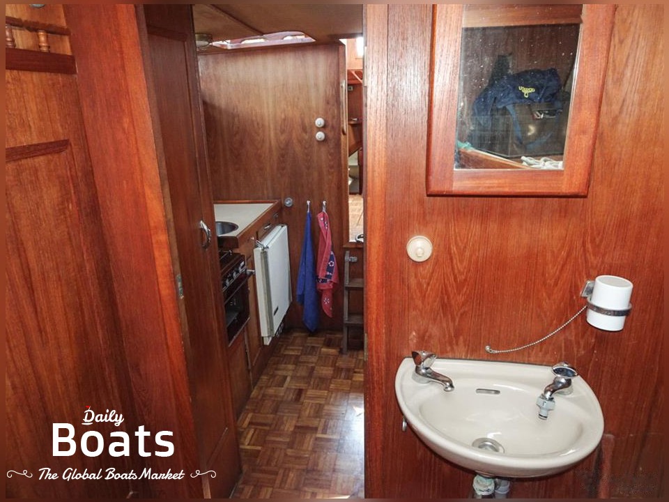 1983 Colvic Craft Victor 40 for sale. View price, photos and Buy 1983 ...