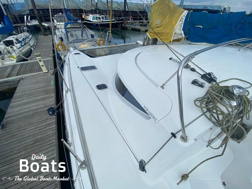 1996 Fountaine Pajot Athena 38 for sale. View price, photos and Buy ...