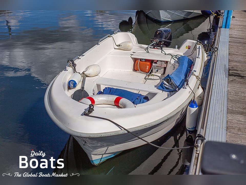 2004 Mazury 430 Open for sale. View price, photos and Buy 2004 Mazury ...