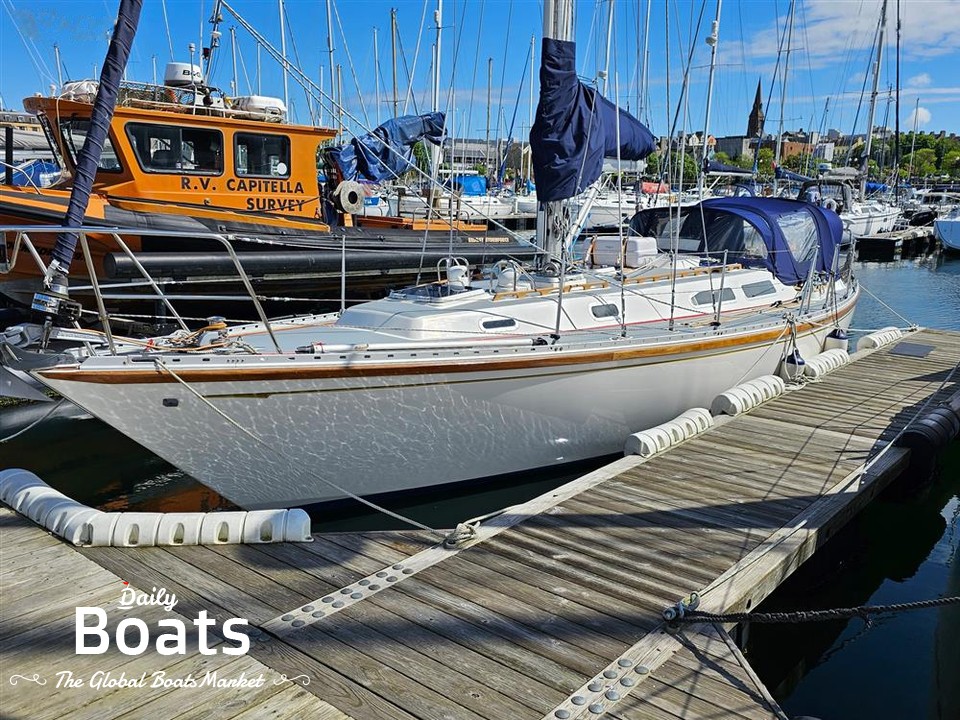 1993 Rustler 36 for sale. View price, photos and Buy 1993 Rustler 36 ...