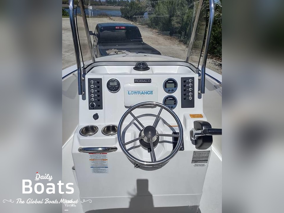2017 Robalo Boats R180 Center Console for sale. View price, photos and ...