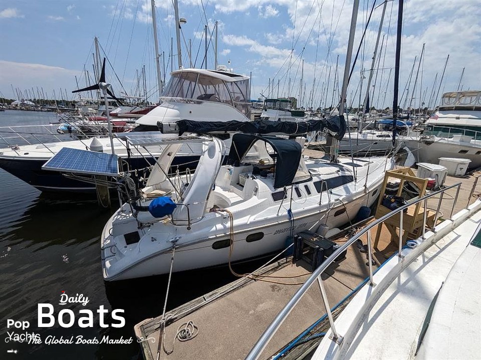 1999 Hunter 380 for sale. View price, photos and Buy 1999 Hunter 380 ...