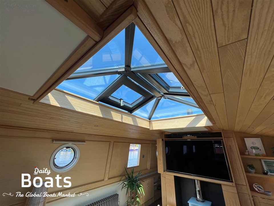 2018 Custom Wide Beam 60 X 12 High Spec for sale. View price, photos ...