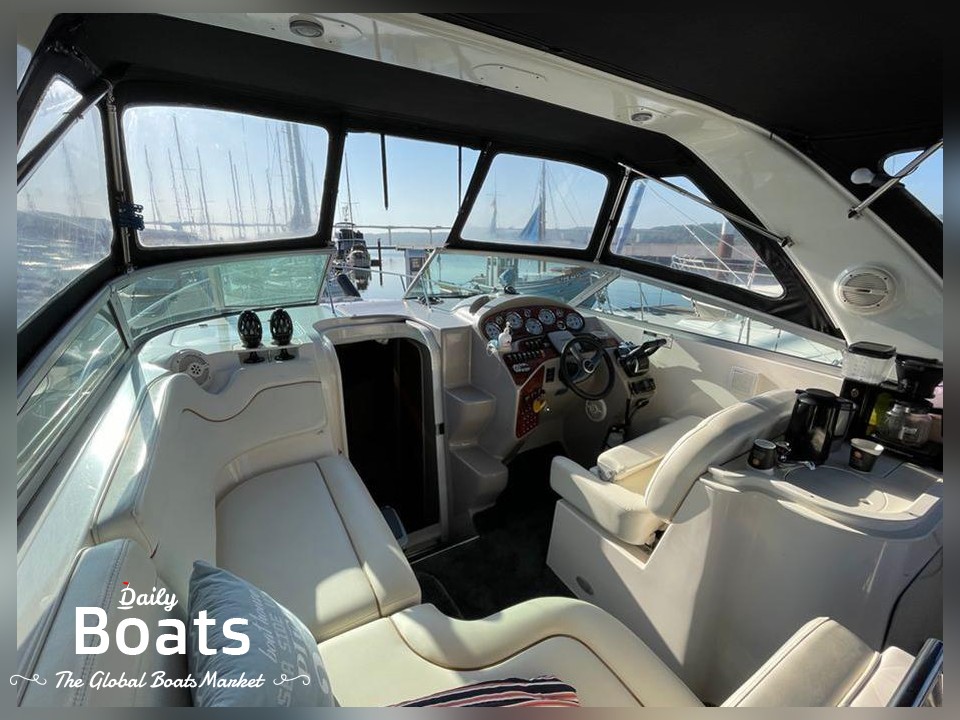 2004 Rinker 290 Express Cruiser for sale. View price, photos and Buy ...