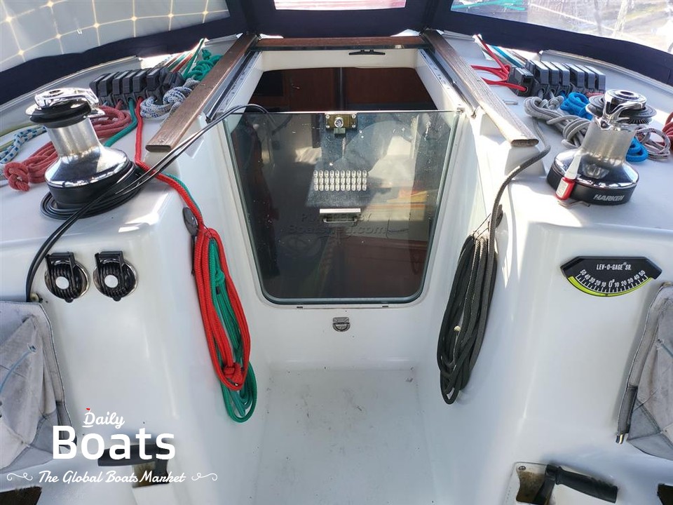 2001 Jeanneau Sun Odyssey 40 for sale. View price, photos and Buy 2001 ...