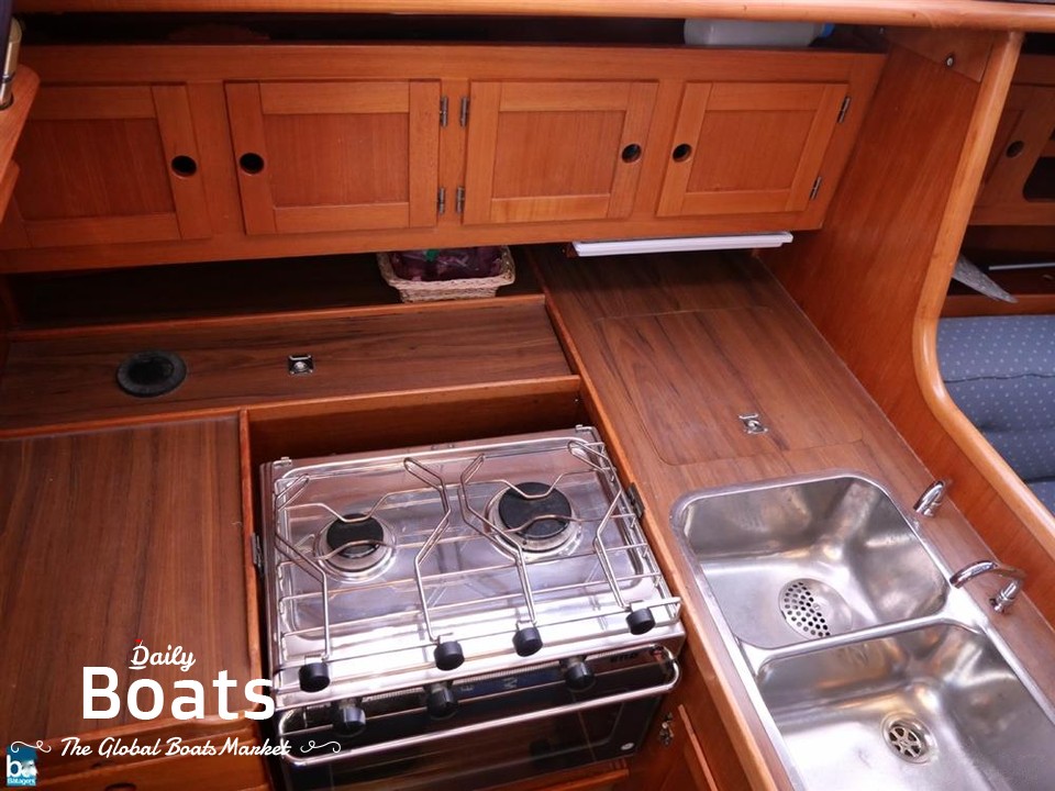 1982 Maxi Yachts Mixer 35 for sale. View price, photos and Buy 1982 ...