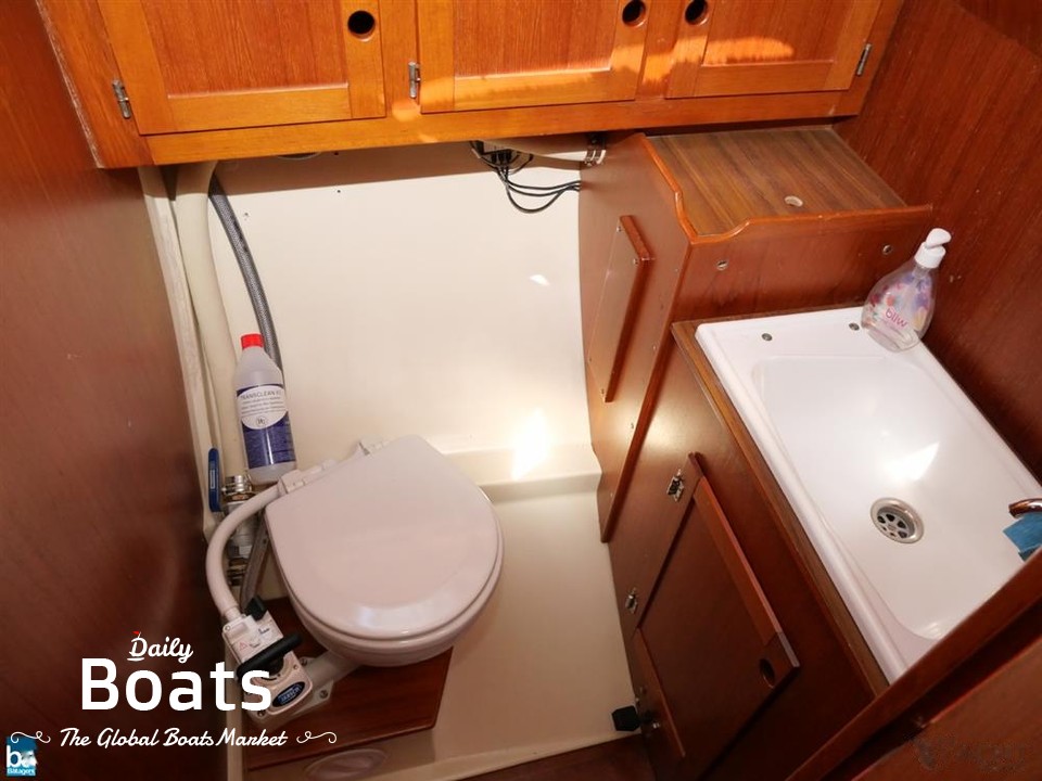 1982 Maxi Yachts Mixer 35 for sale. View price, photos and Buy 1982 ...