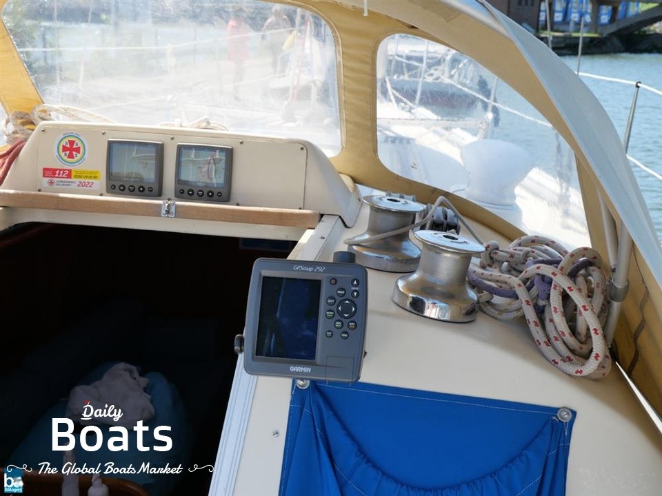 1982 Maxi Yachts Mixer 35 for sale. View price, photos and Buy 1982 ...