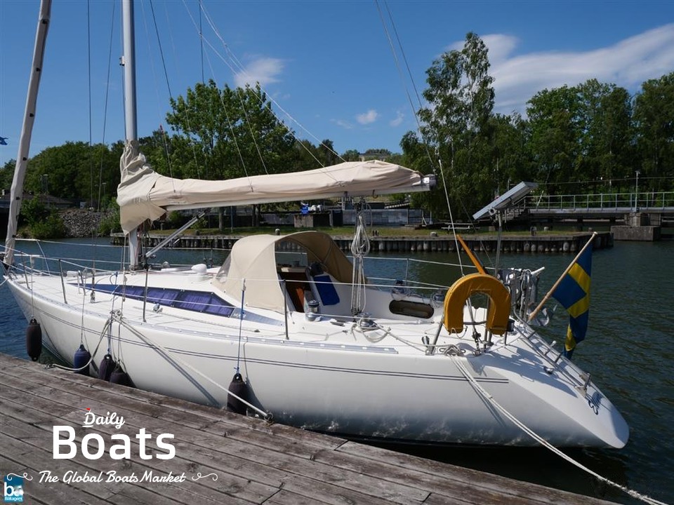 1982 Maxi Yachts Mixer 35 for sale. View price, photos and Buy 1982 ...