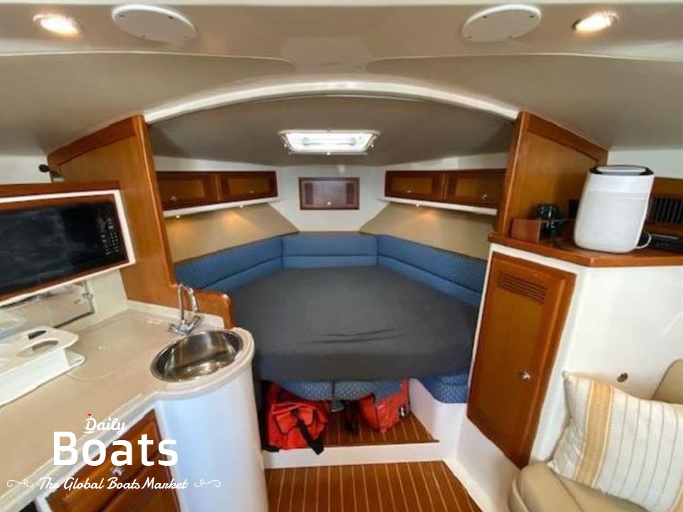 2001 Cabo Boats 31 Express for sale. View price, photos and Buy 2001 ...