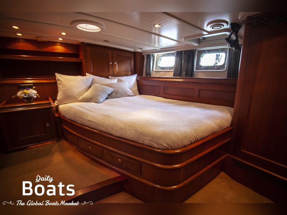 2002 Hoek Design Modern Classic Sloop for sale. View price, photos and ...