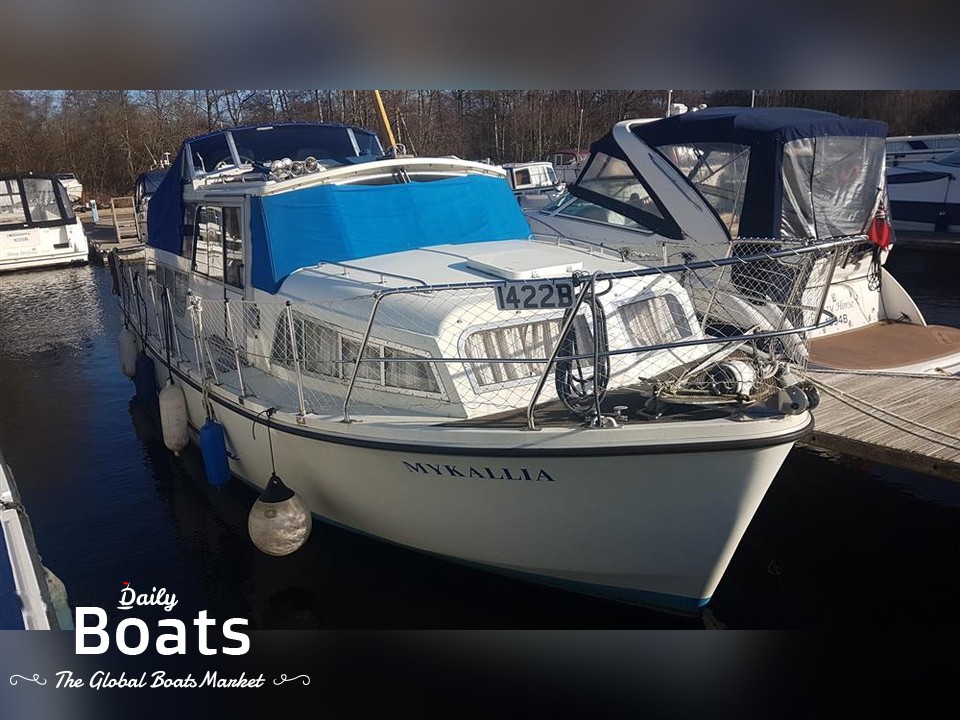 1980 Broom Boats 30 for sale. View price, photos and Buy 1980 Broom ...
