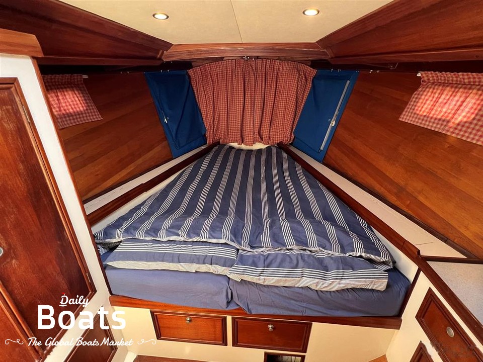 2000 Yachting World 42 for sale. View price, photos and Buy 2000 ...