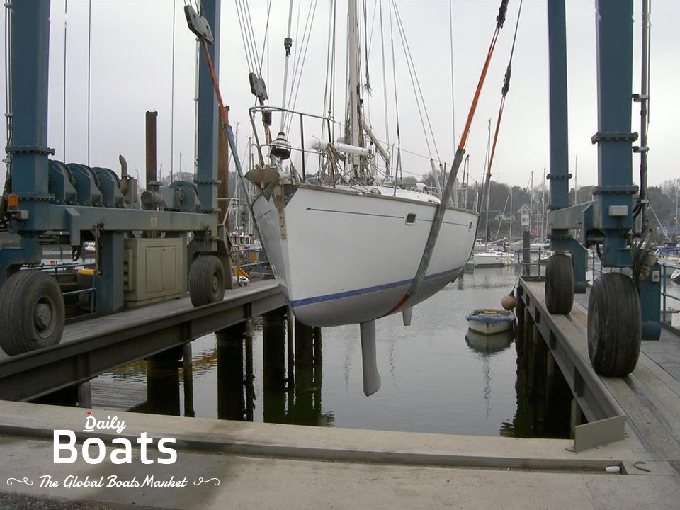 2000 Yachting World 42 for sale. View price, photos and Buy 2000 ...