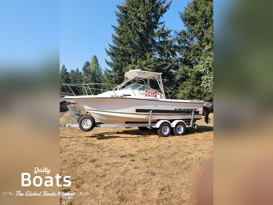 2002 Trophy Boats 2352 for sale. View price, photos and Buy 2002 Trophy ...