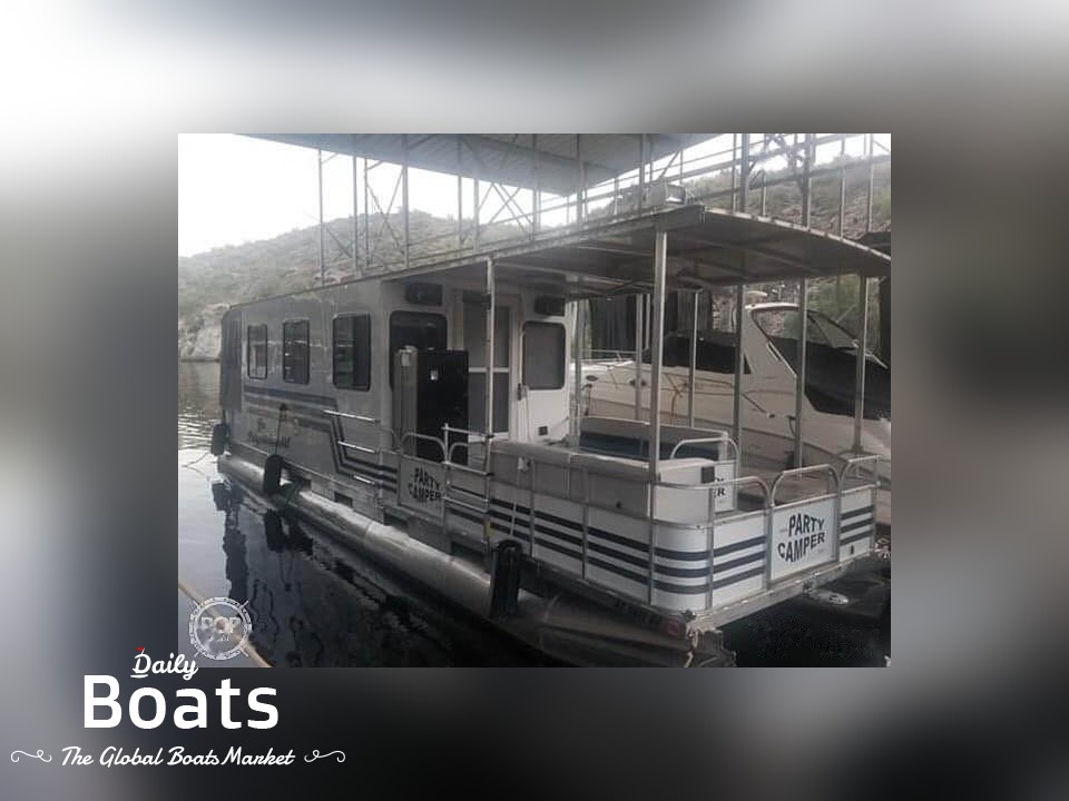 2003 Party Camper 32 for sale. View price, photos and Buy 2003 Party ...