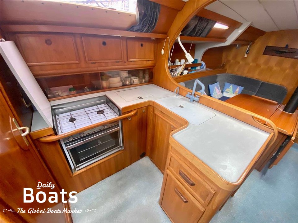 1990 Jeanneau Sun Legend 41 for sale. View price, photos and Buy 1990 ...