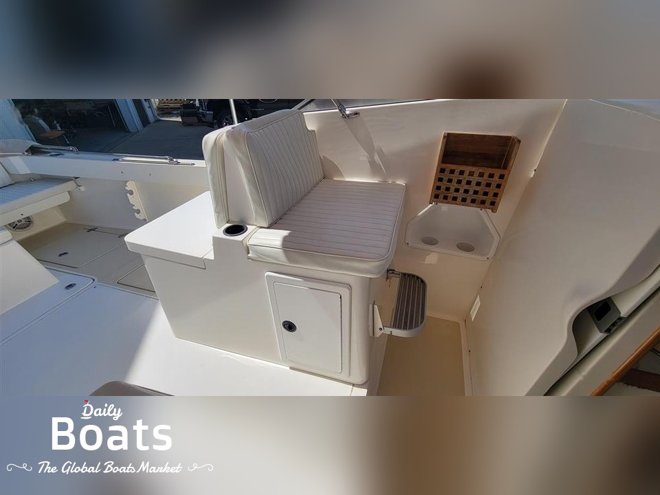 2005 Holby Pilot 24 for sale. View price, photos and Buy 2005 Holby ...