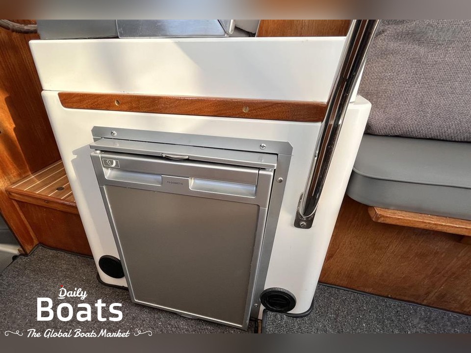 1998 Hardy Motor Boats 24 Fast Fisher for sale. View price, photos and ...