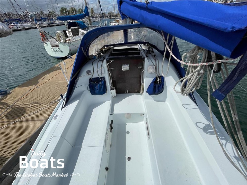 1999 Hunter Ranger 245 for sale. View price, photos and Buy 1999 Hunter ...