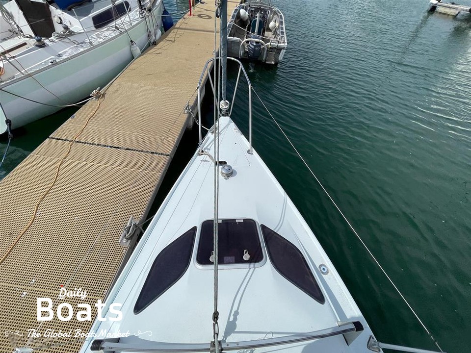 1999 Hunter Ranger 245 for sale. View price, photos and Buy 1999 Hunter ...