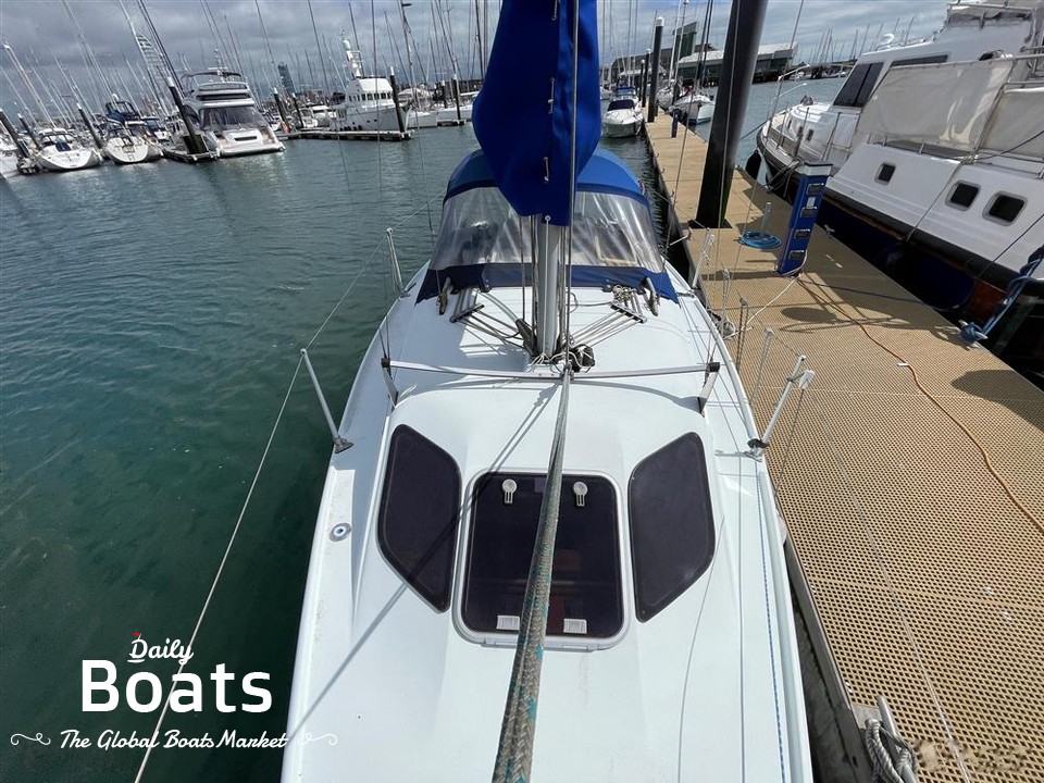 1999 Hunter Ranger 245 for sale. View price, photos and Buy 1999 Hunter ...