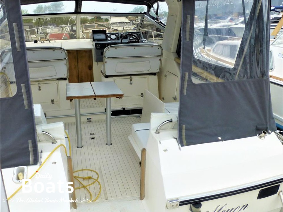 1989 Princess Yachts Riviera 286 for sale. View price, photos and Buy ...