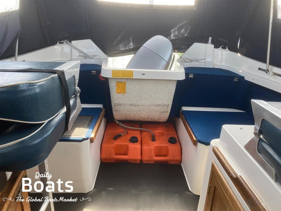 1996 Hardy Motor Boats Pilot 20 Se for sale. View price, photos and Buy ...