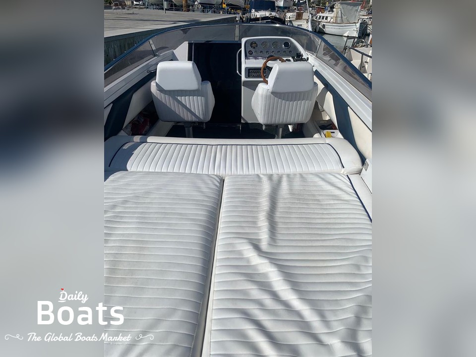 1997 Sunseeker Hawk 27 for sale. View price, photos and Buy 1997 ...