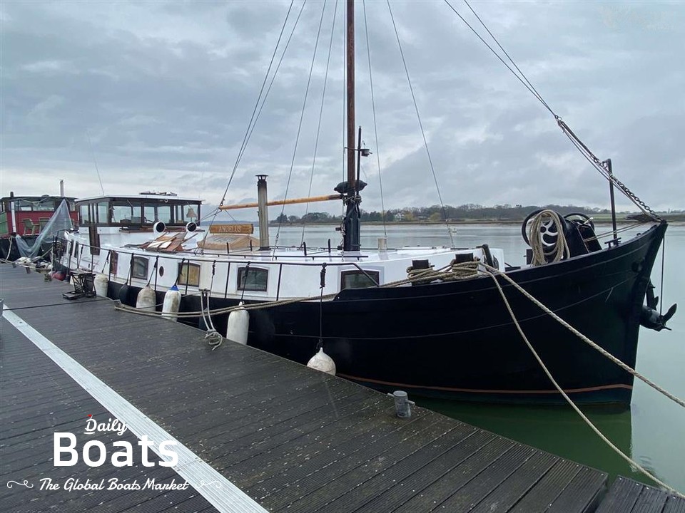 Houseboat Dutch Barge Klipperaak 64Ft for sale. View price, photos and ...
