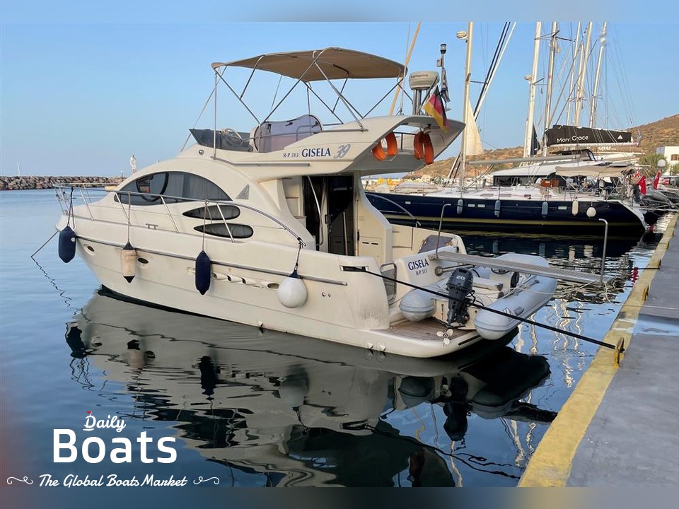 2002 Azimut 39 Flybridge for sale. View price, photos and Buy 2002 ...