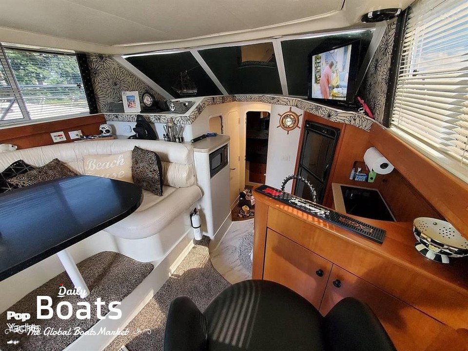 1995 Silverton 362 for sale. View price, photos and Buy 1995 Silverton ...