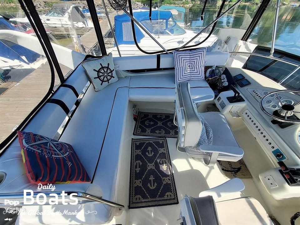 1995 Silverton 362 for sale. View price, photos and Buy 1995 Silverton ...