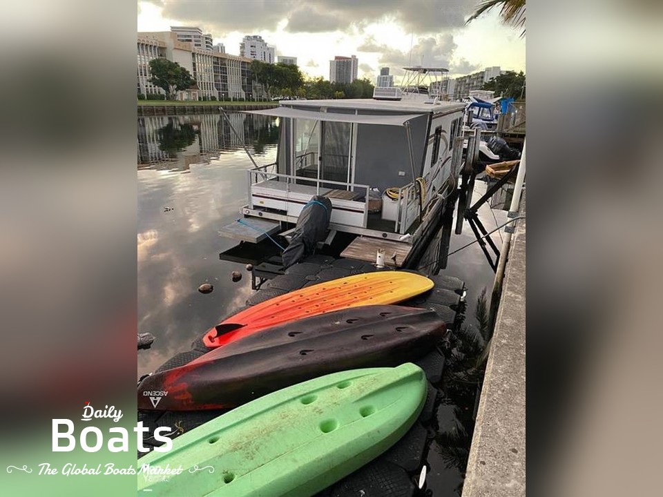 2001 Tracker Boats 3508 for sale. View price, photos and Buy 2001 ...