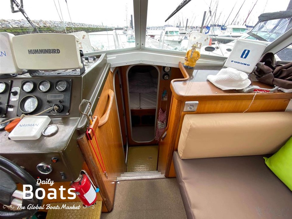 1987 Beneteau Boats Antares 860 for sale. View price, photos and Buy ...