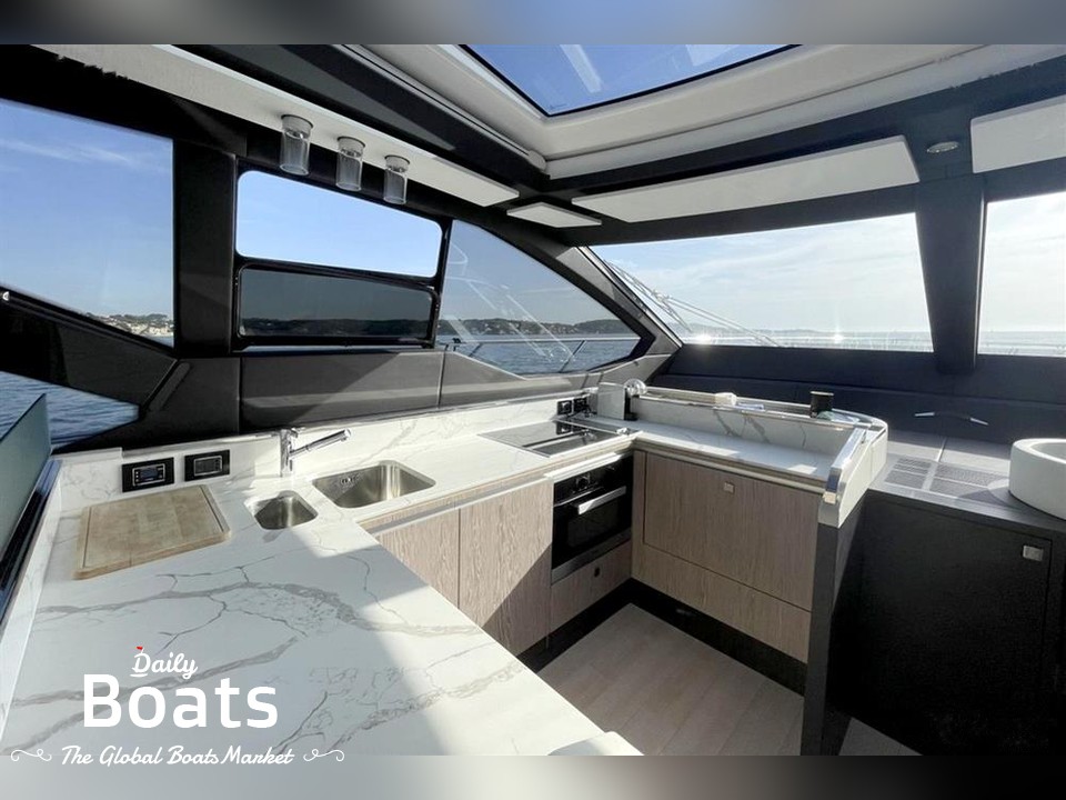 2019 Azimut Yachts 70 for sale. View price, photos and Buy 2019 Azimut ...