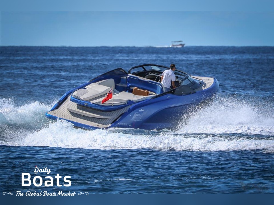 2019 Princess Yachts R35 for sale. View price, photos and Buy 2019 ...