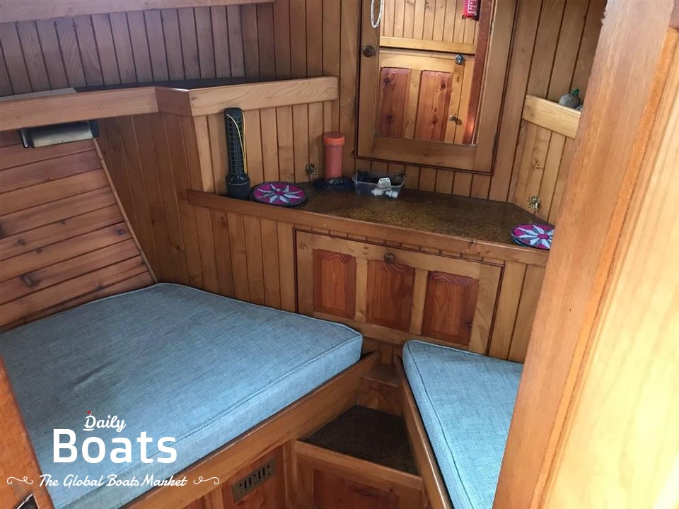 1987 Colvic Craft Watson 31 for sale. View price, photos and Buy 1987 ...