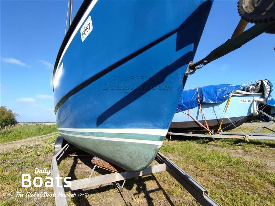 2005 MacGregor 26M for sale. View price, photos and Buy 2005 MacGregor ...