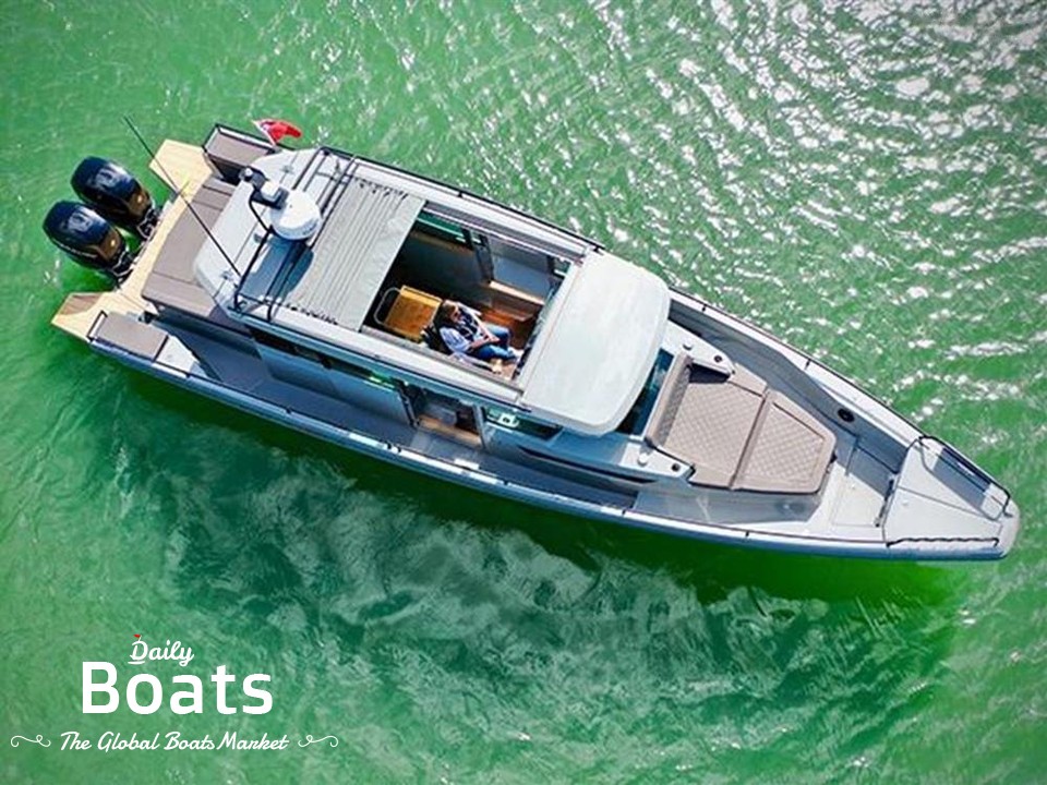 2016 Axopar Boats 37 Xc Cross Cabin на продажу. Посмотреть цену ...