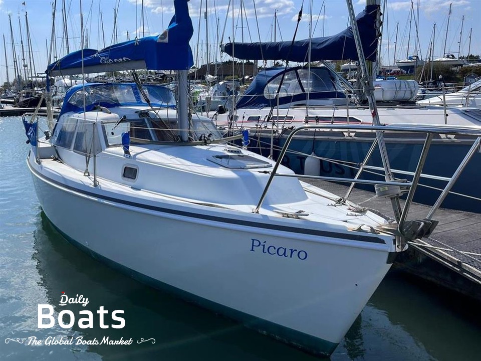 2000 Hunter Pilot 27 for sale. View price, photos and Buy 2000 Hunter ...